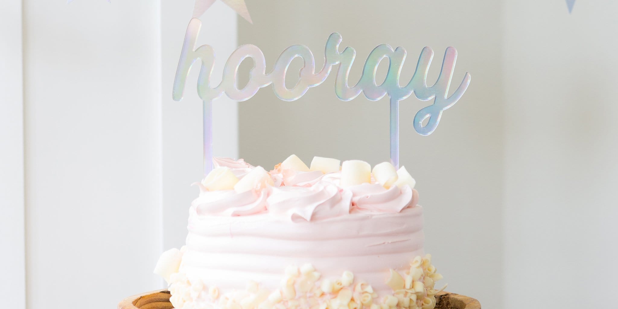 Hooray Iridescent Cake Topper – Chroma Celebrations