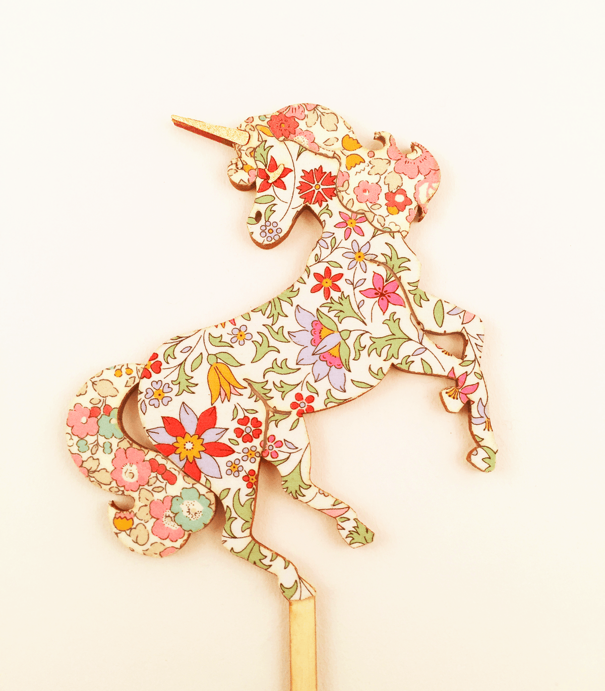 Liberty Unicorn Cake Topper – Chroma Celebrations